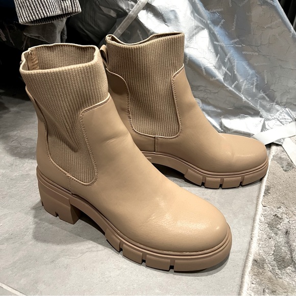 redtop | Shoes | Redtop Chelsea Tan Boot | Poshmark